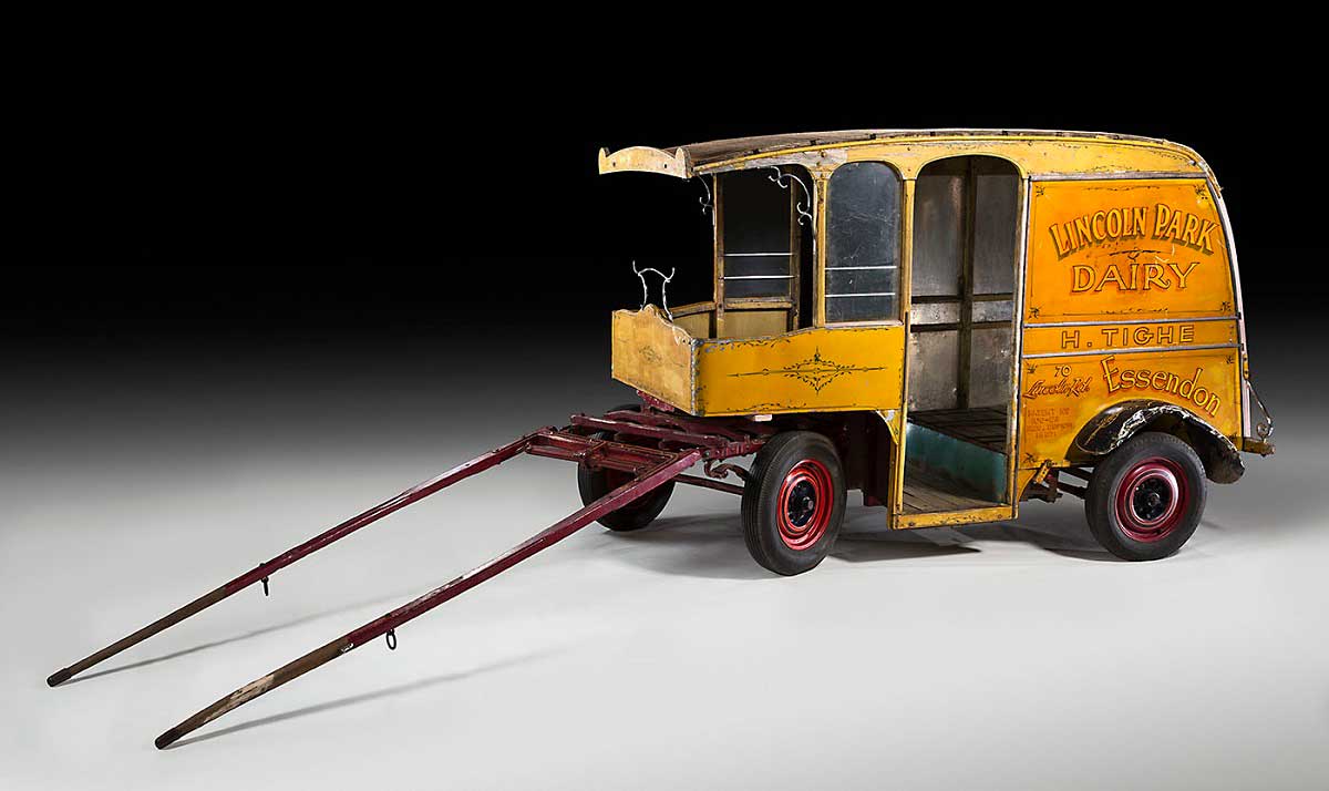 Lincoln Park Dairy milk wagon | National Museum of Australia