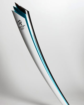 Design of the Sydney 2000 Olympic torch | National Museum of Australia